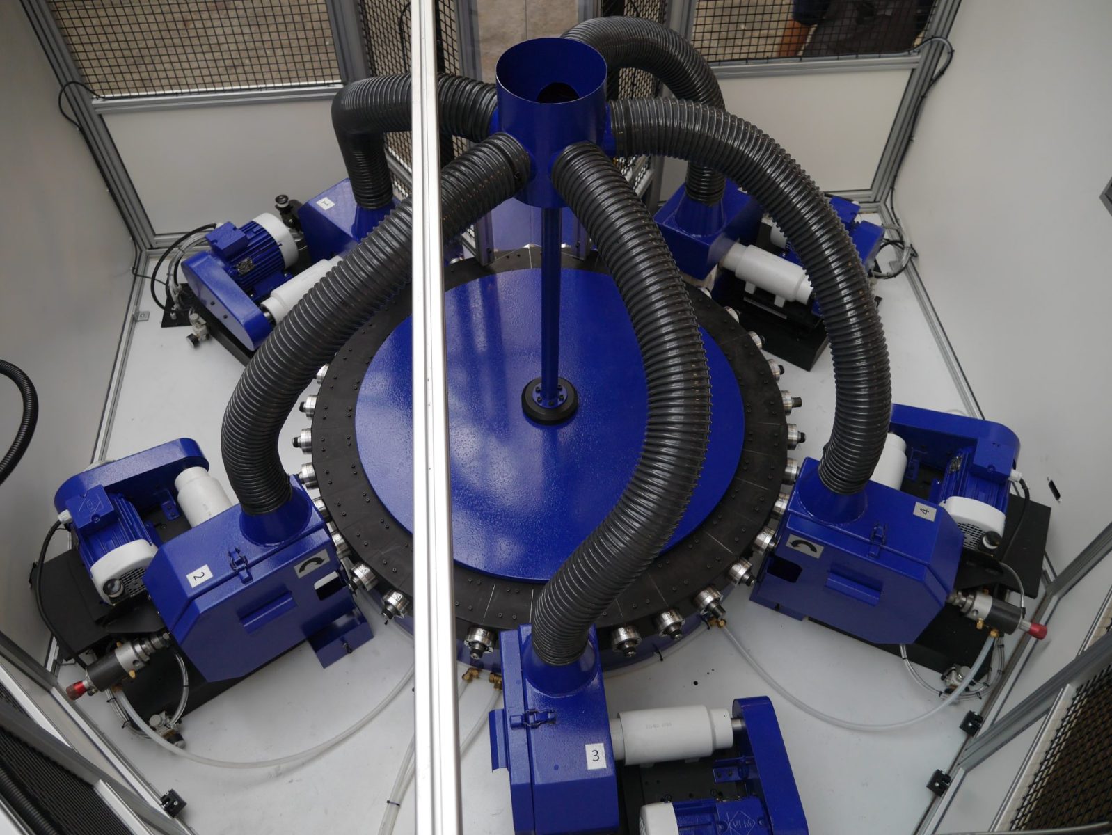 Fabrication de machines de polissage abrasifs spéciales